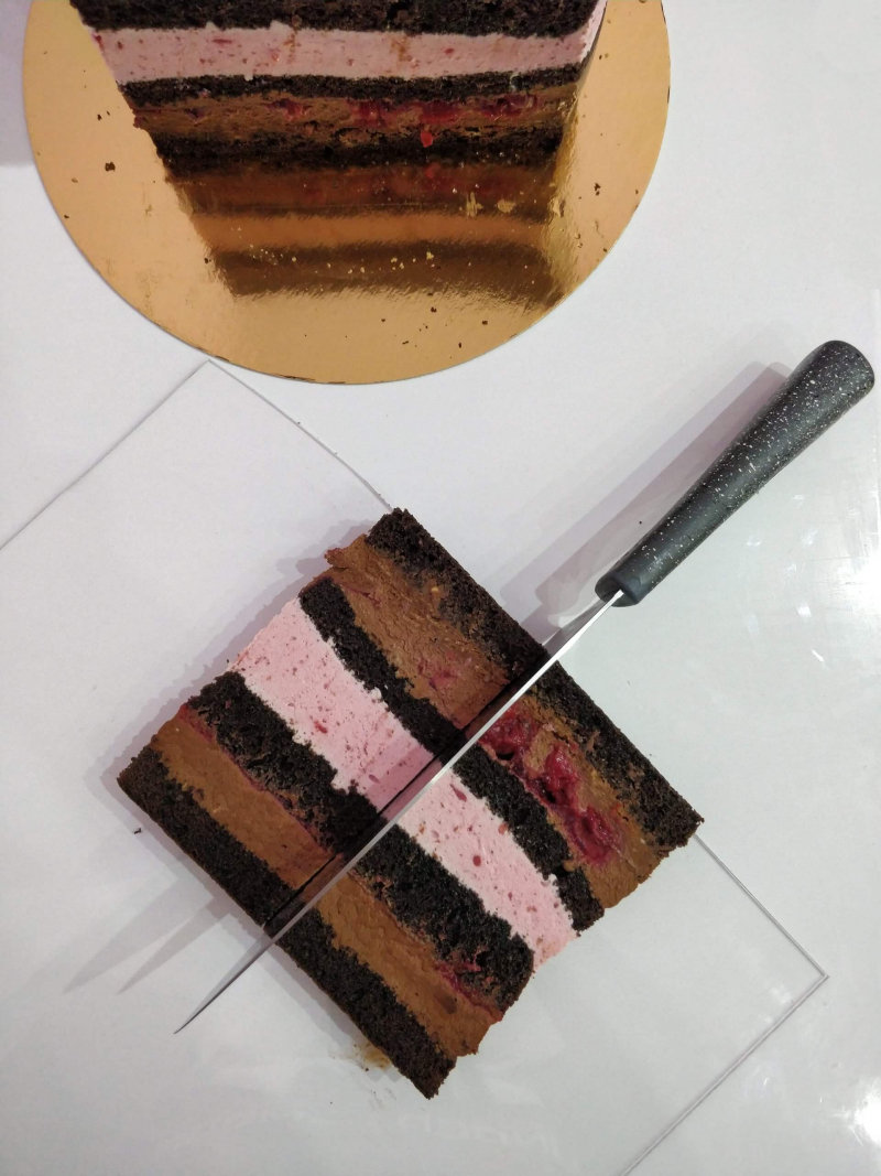 Jak kroić tort? :: W świecie kruszonki - torty, słodkie stoły, ciasta i ...